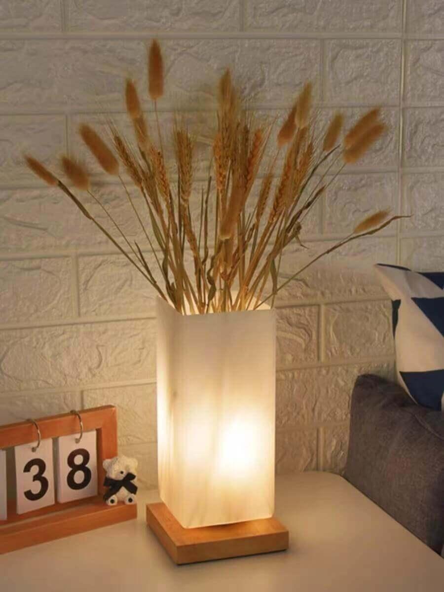 Acrylic Solutions for Agencies: Impactful Signage & Displays – Beeplastic