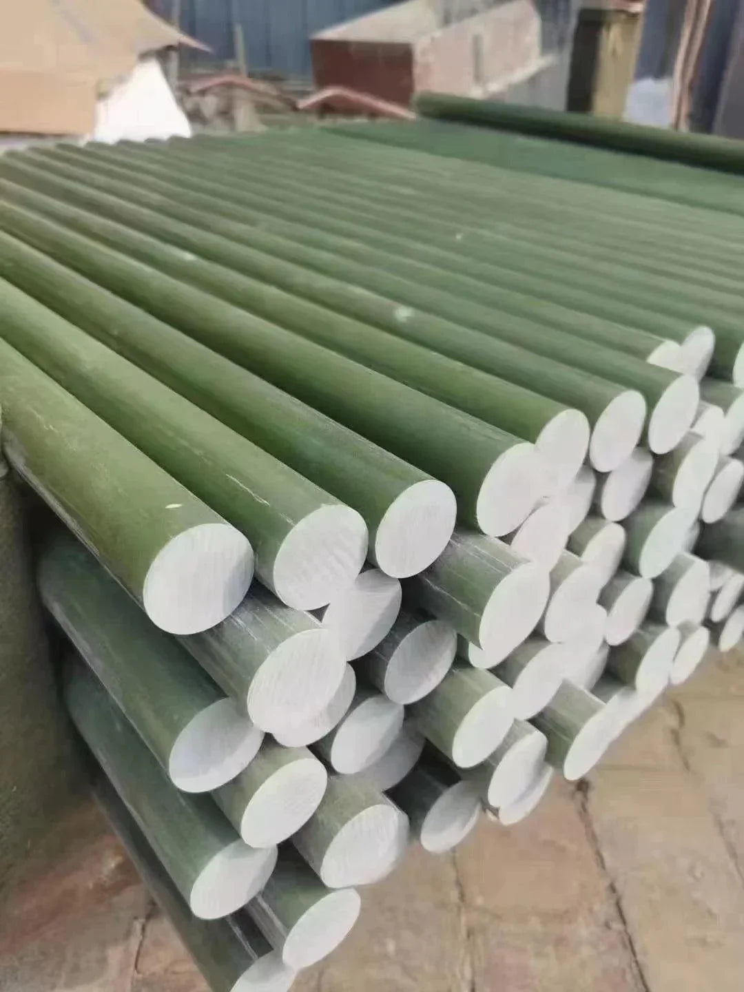 FR4 G10 Fiberglass Rods – Insulating Epoxy Rods (6–45mm) – Beeplastic